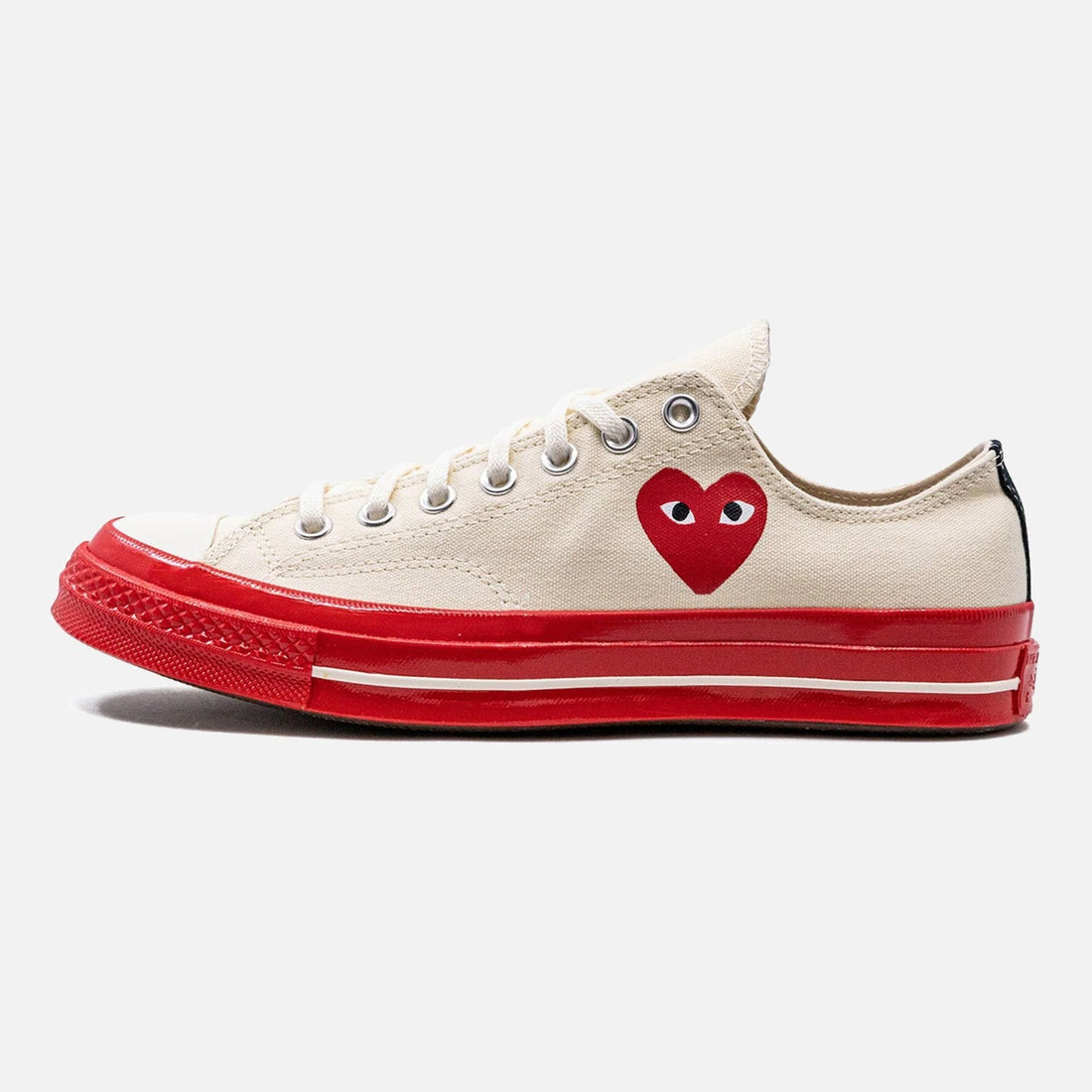 Converse x CDG Comme Des Garcons Low Heart Cream Red Trainers – THE ...